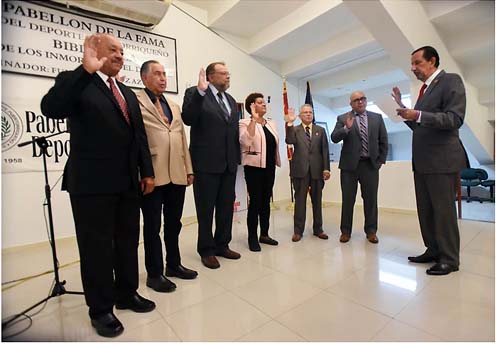 Jimmy Thordsen juramenta como presidente del Pabellón de la Fama del ...